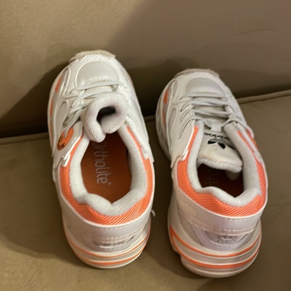 adidas | Shoes | Adidas Unisex Sneakers Kids Pre Owner Used One Time ...